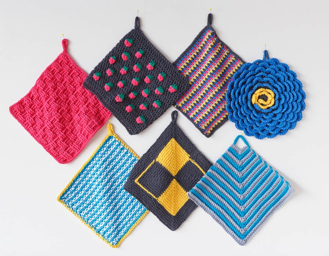 Instructions for Crocheting and Knitting Potholders. 7 Versions. an ...