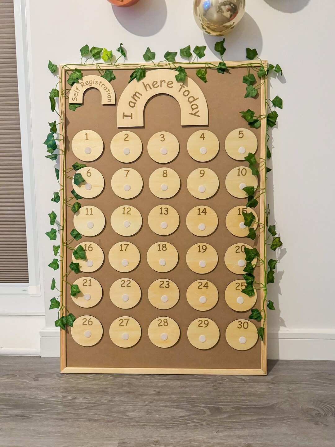 Reversible Self Registration Board With Numbered Discs and a Whiteboard ...