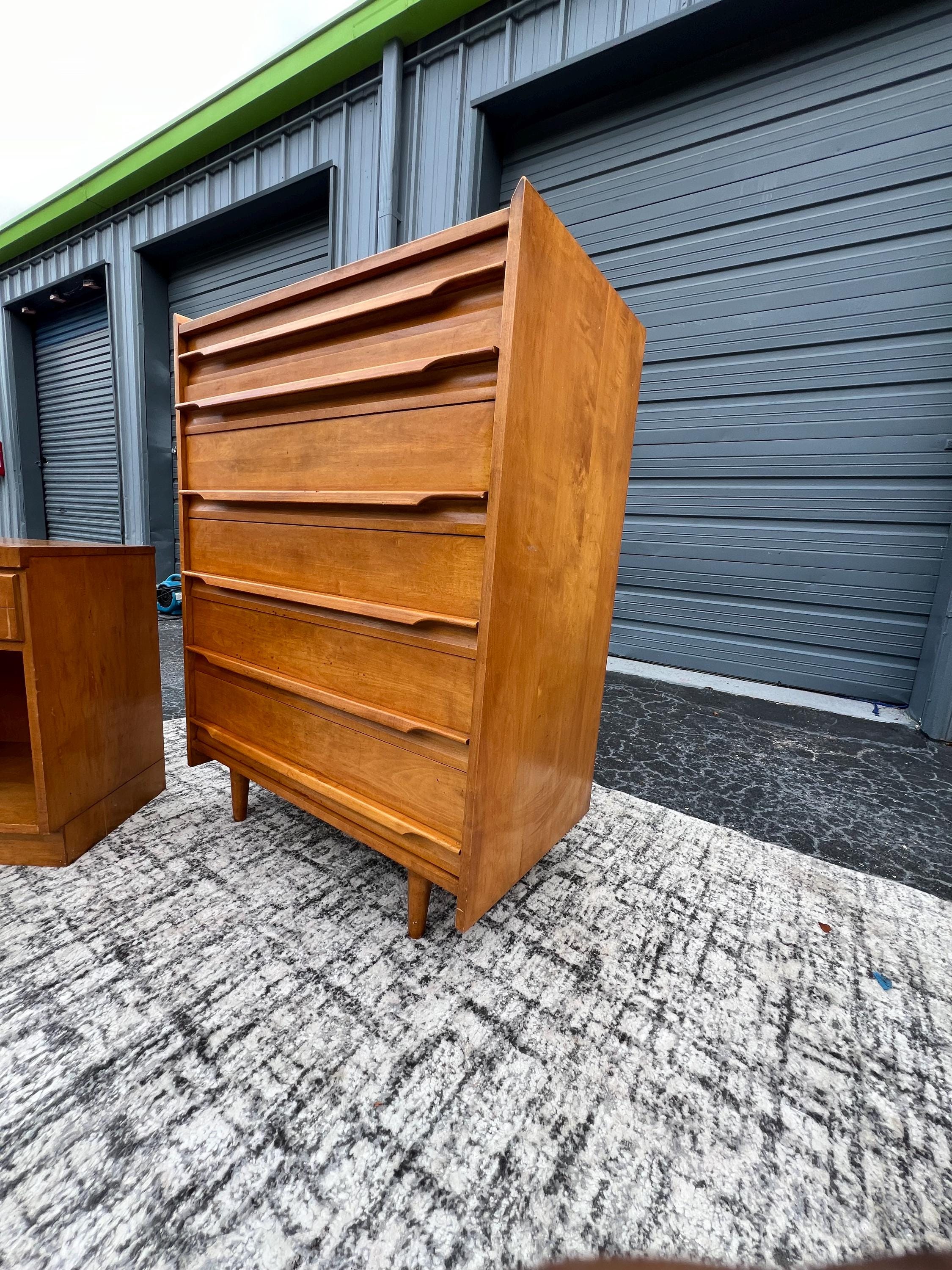 Mid Century Modern/mcm/ Chest/vintage Chest/chest of Drawers ...
