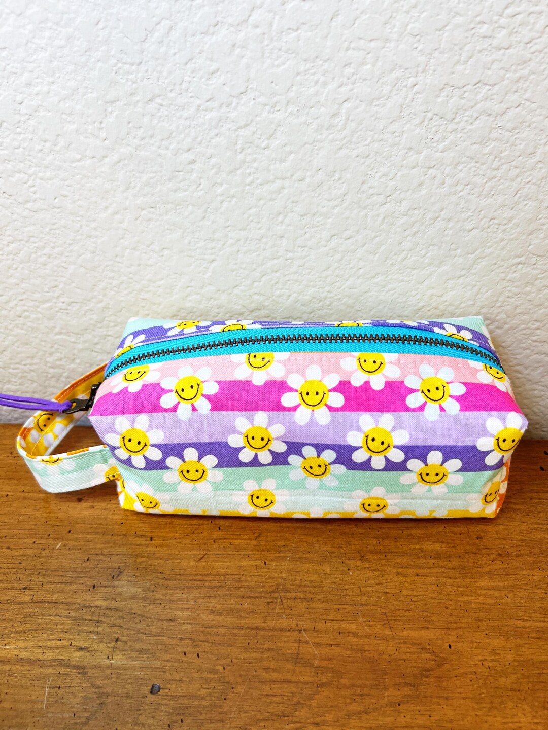 Medium Boxy Pouches, Retro Smiley Face and Flowers - Etsy