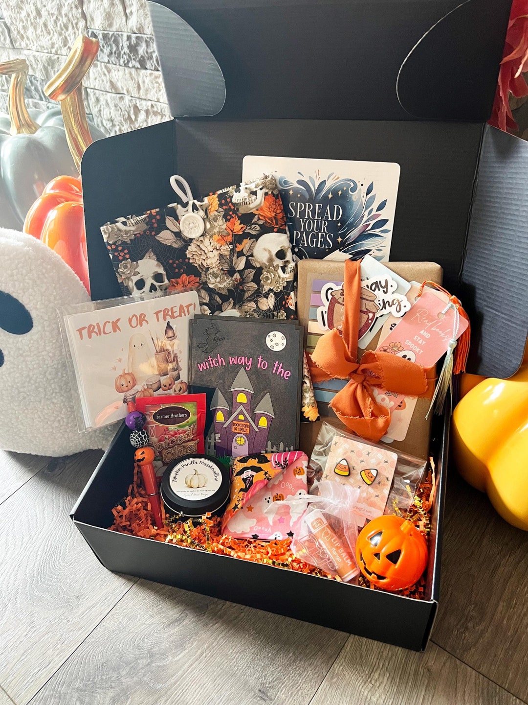 Halloween Book Box, Blind Date, Book Accessories, Gift for Readers ...