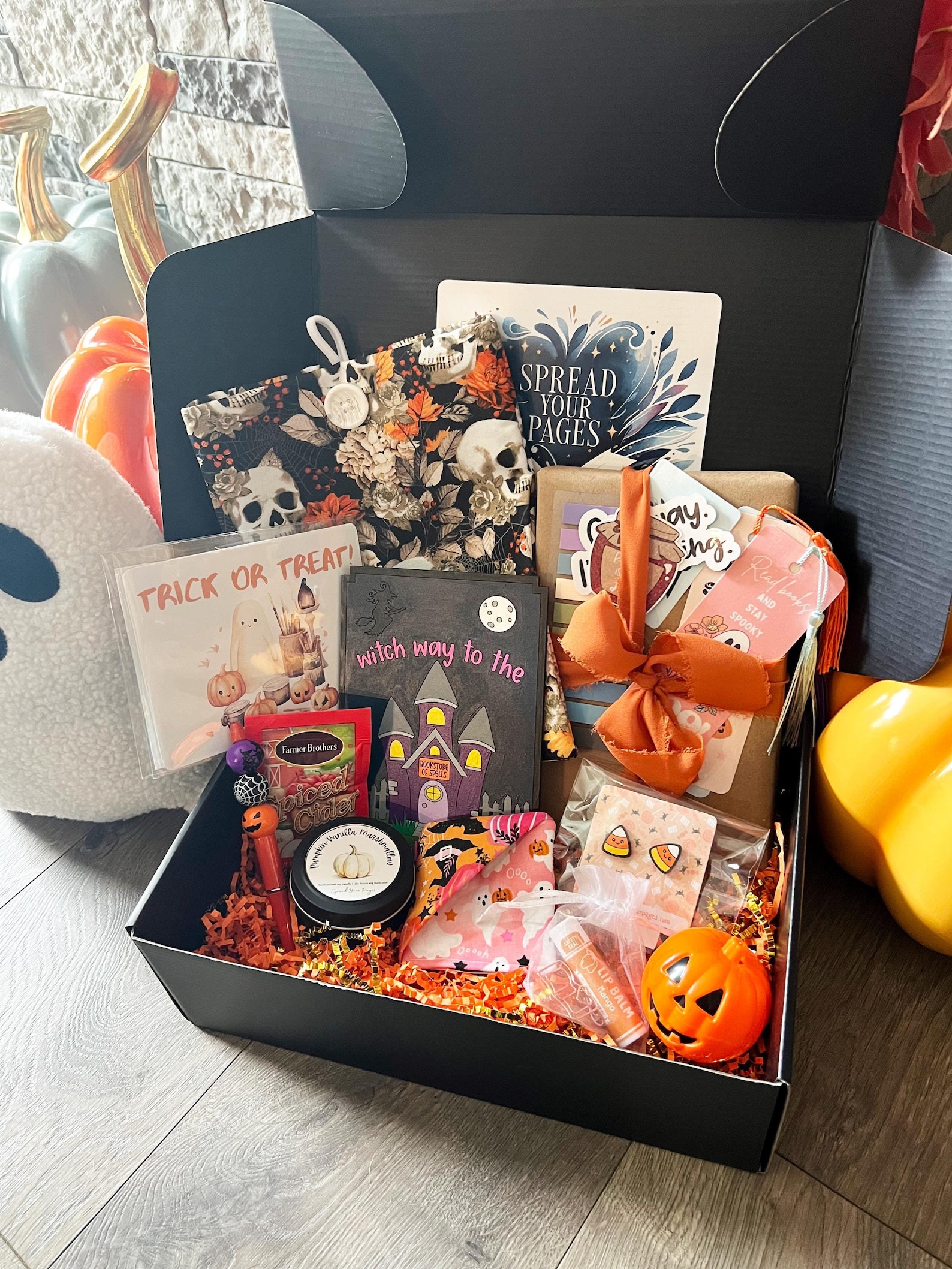 Halloween Book Box, Blind Date, Book Accessories, Gift for Readers ...