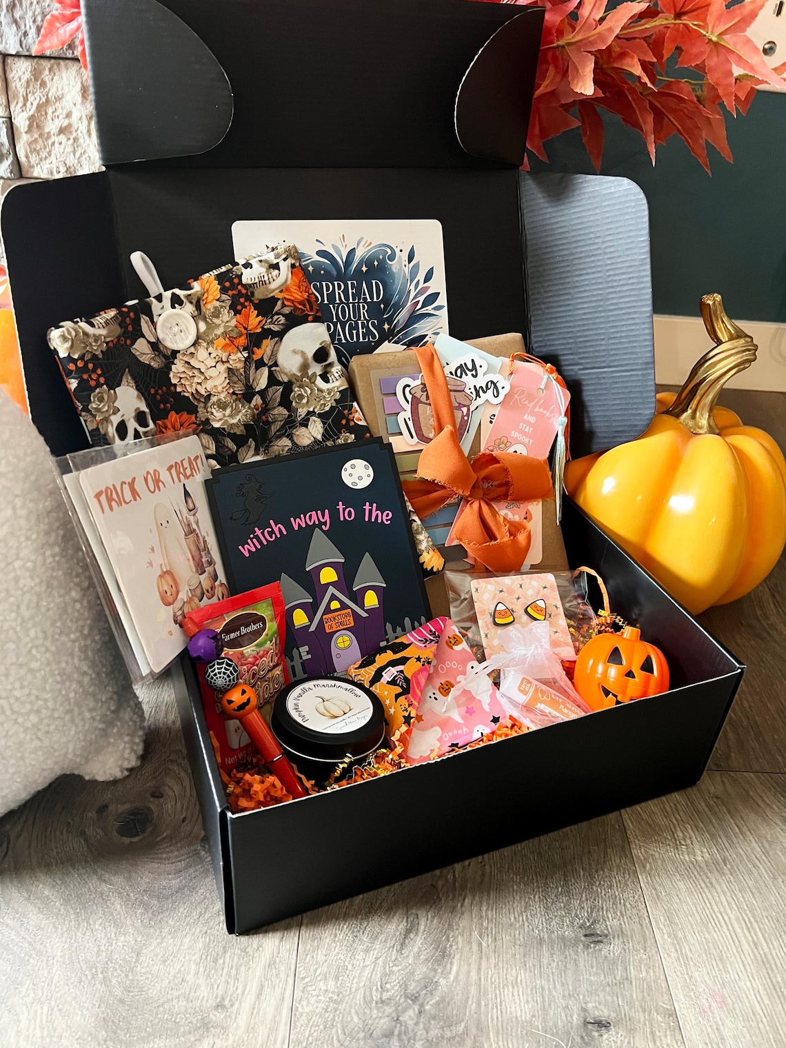 Halloween Book Box, Blind Date, Book Accessories, Gift for Readers ...
