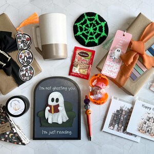 Halloween Book Box, Blind Date, Gift for Book Lovers, Booktok, Book ...