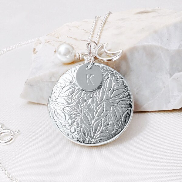 Moon Locket - Etsy