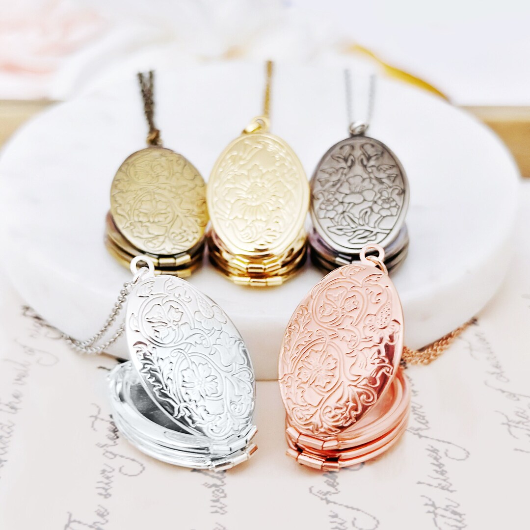 Locket With 4 Photos / 4 Pictures in Locket / Custom Photo Locket ...