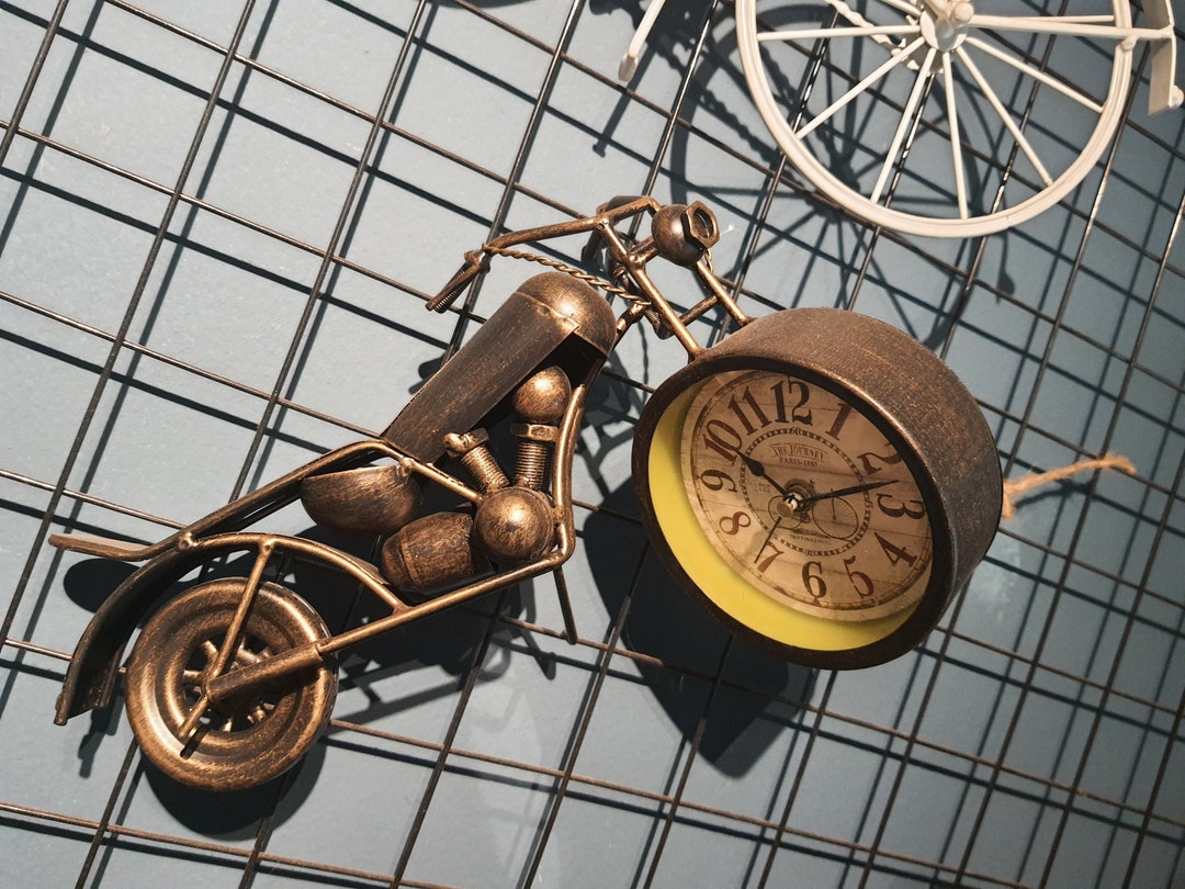 Vintage Motorcycle Clock | Unique Desk Clock | Steampunk Decor - Etsy
