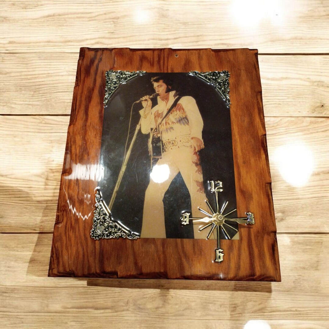 Elvis Presley Vintage Clock - Etsy