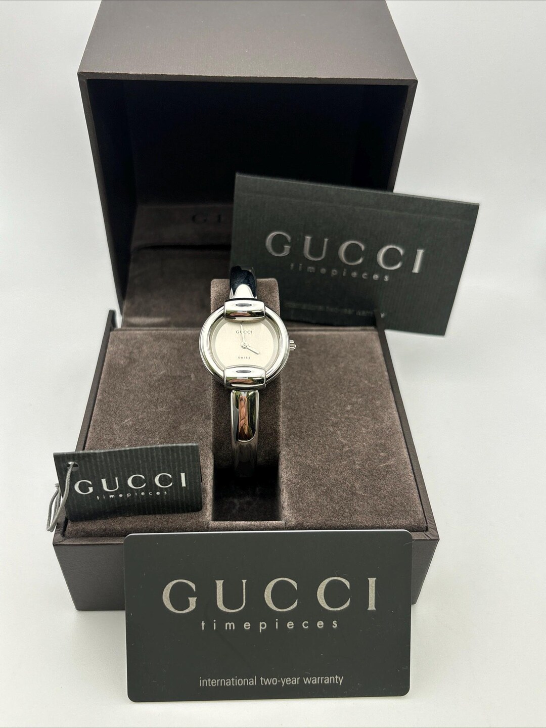 Gucci 1400L Quartz Ladies Watch - Etsy