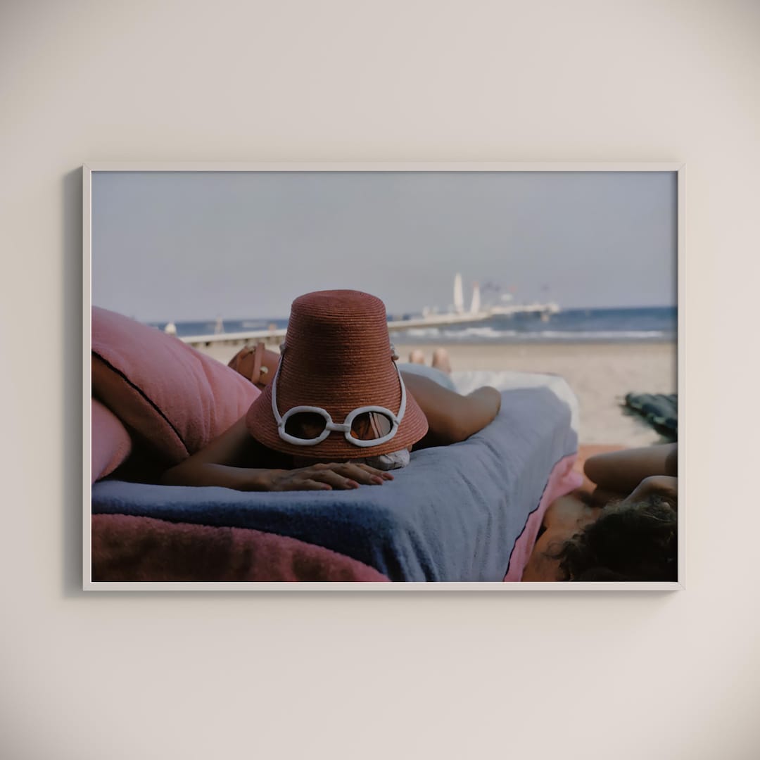 Slim Aarons Sunbathing in Venice Print Poster , Vintage Photography ...