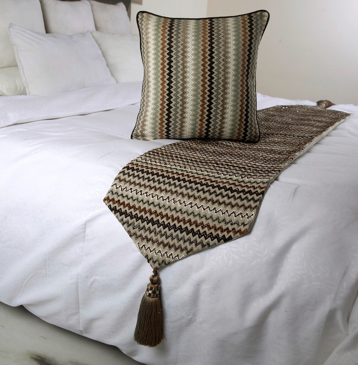 Bed Runner Collection With Decorative Throw Pillow Cover in - Etsy