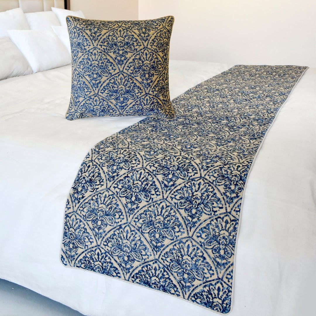 King / Queen / Twin Beige / Blue Bed Runner With Matching Decorative ...