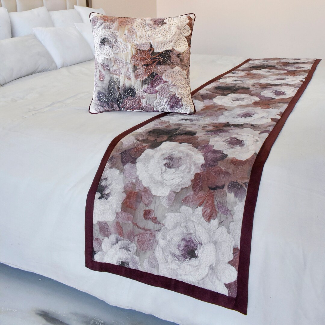 King / Queen / Twin Floral Bed Runner With Matching Throw Pillow Cover ...