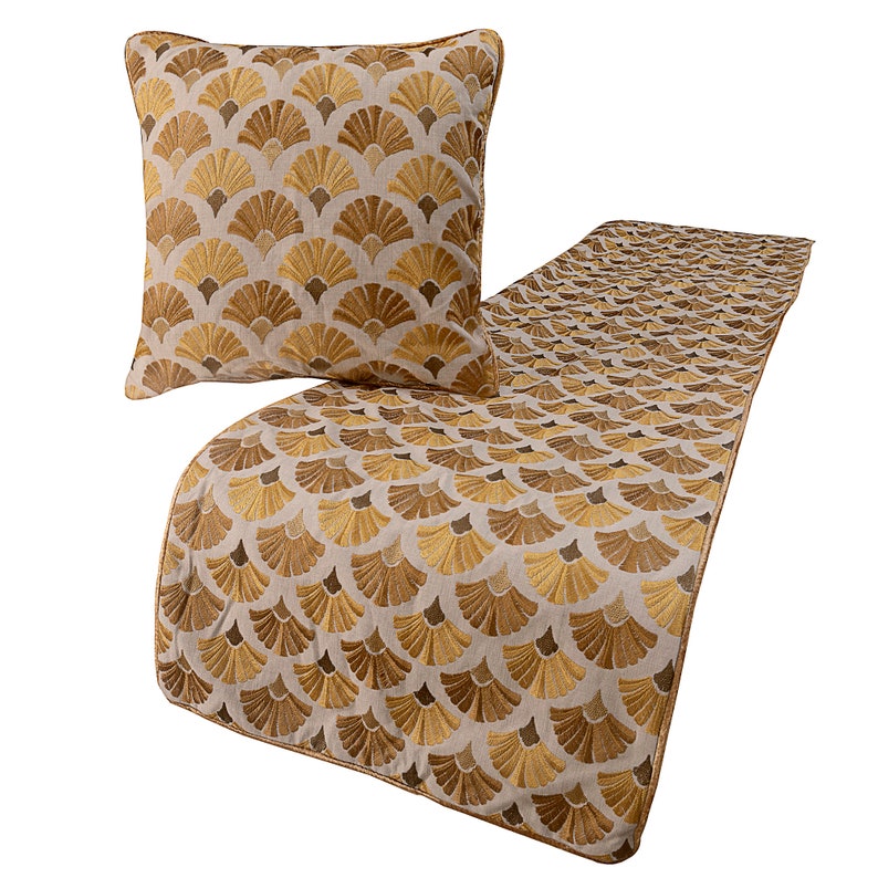 Bed Runner Collection With Decorative Throw Pillow Cover in King ...
