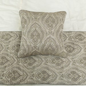 King / Queen / Twin Copper Bed Runner and Matching Decorative Throw ...