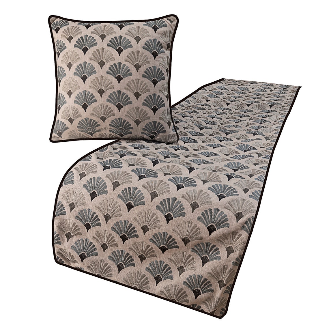 Bed Runner Collection With Decorative Throw Pillow Cover in King ...