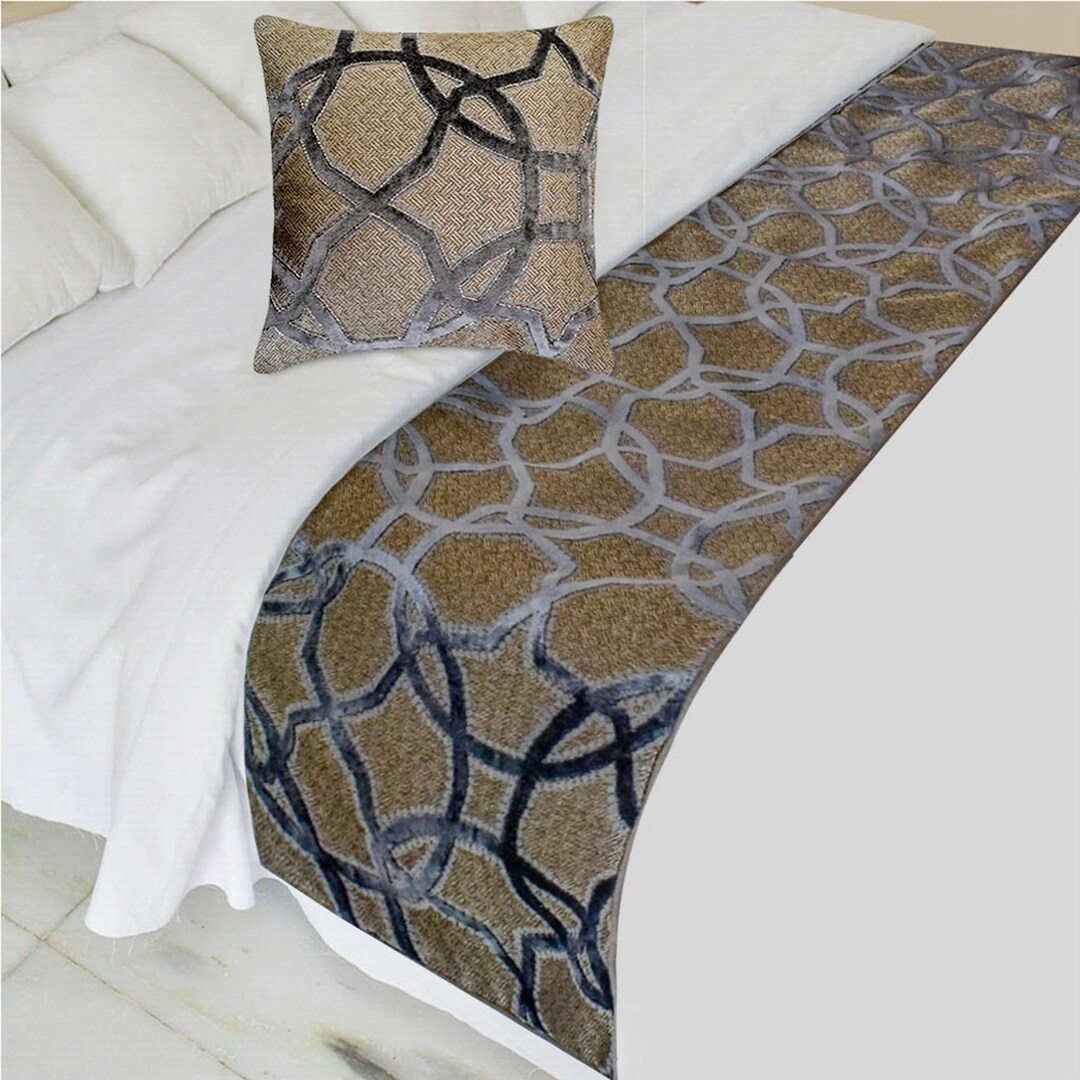 King / Queen / Twin Cut Velvet Bed Runner Abstract Pattern With ...