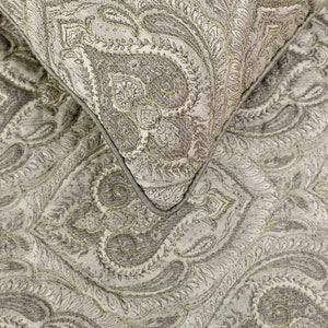 King / Queen / Twin Copper Bed Runner and Matching Decorative Throw ...