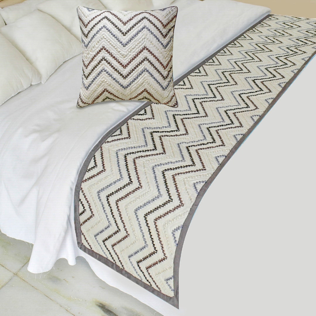 King / Queen / Twin Bed Runner With Matching Throw Pillow Cover in ...