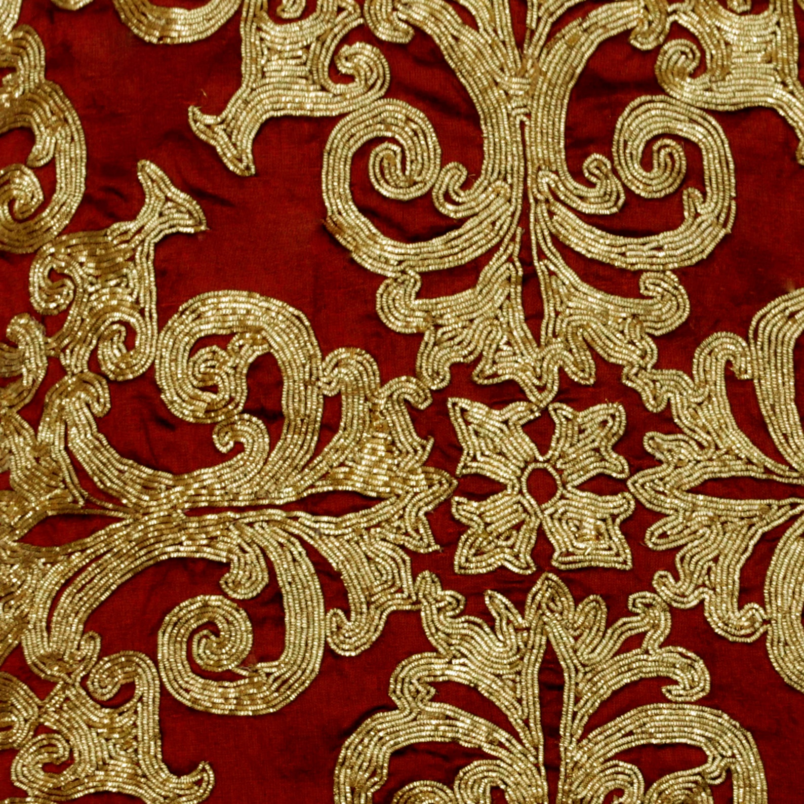 Decorative Silk Cushion 16"x 16", Throw Pillow Red Silk With Gold ...