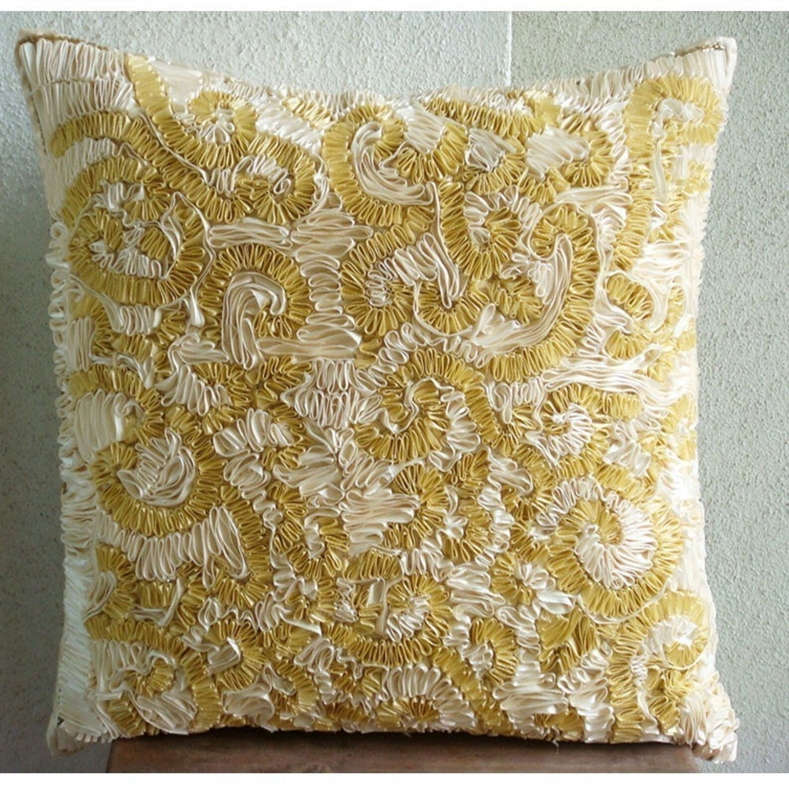 Designer Gold Sofa Throw Large 24"x24"/26"x26", Art Silk Euro Sham ...
