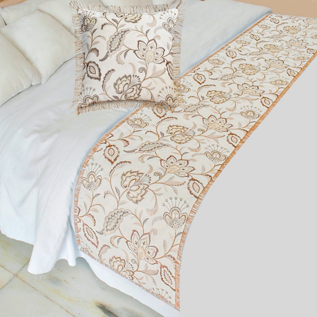 King / Queen / Twin Floral Embroidered Bed Runner With Matching Throw ...