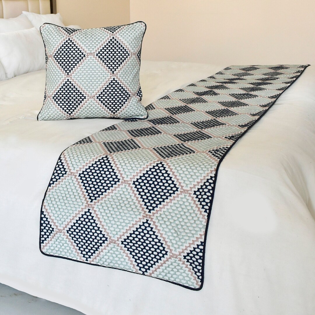 King / Queen / Twin Embroidered Bed Runner With Decorative Throw Pillow ...