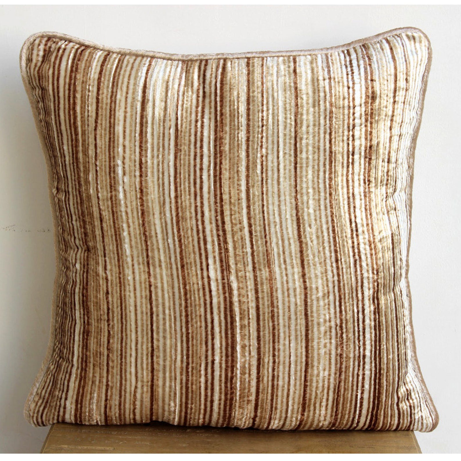 Decorative Beige Cushion Cover 16"x16", Velvet Pillow Case Toss Pillow ...