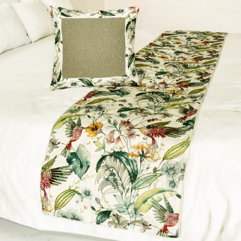 Bed Runner Collection With Decorative Throw Pillow Cover in King ...