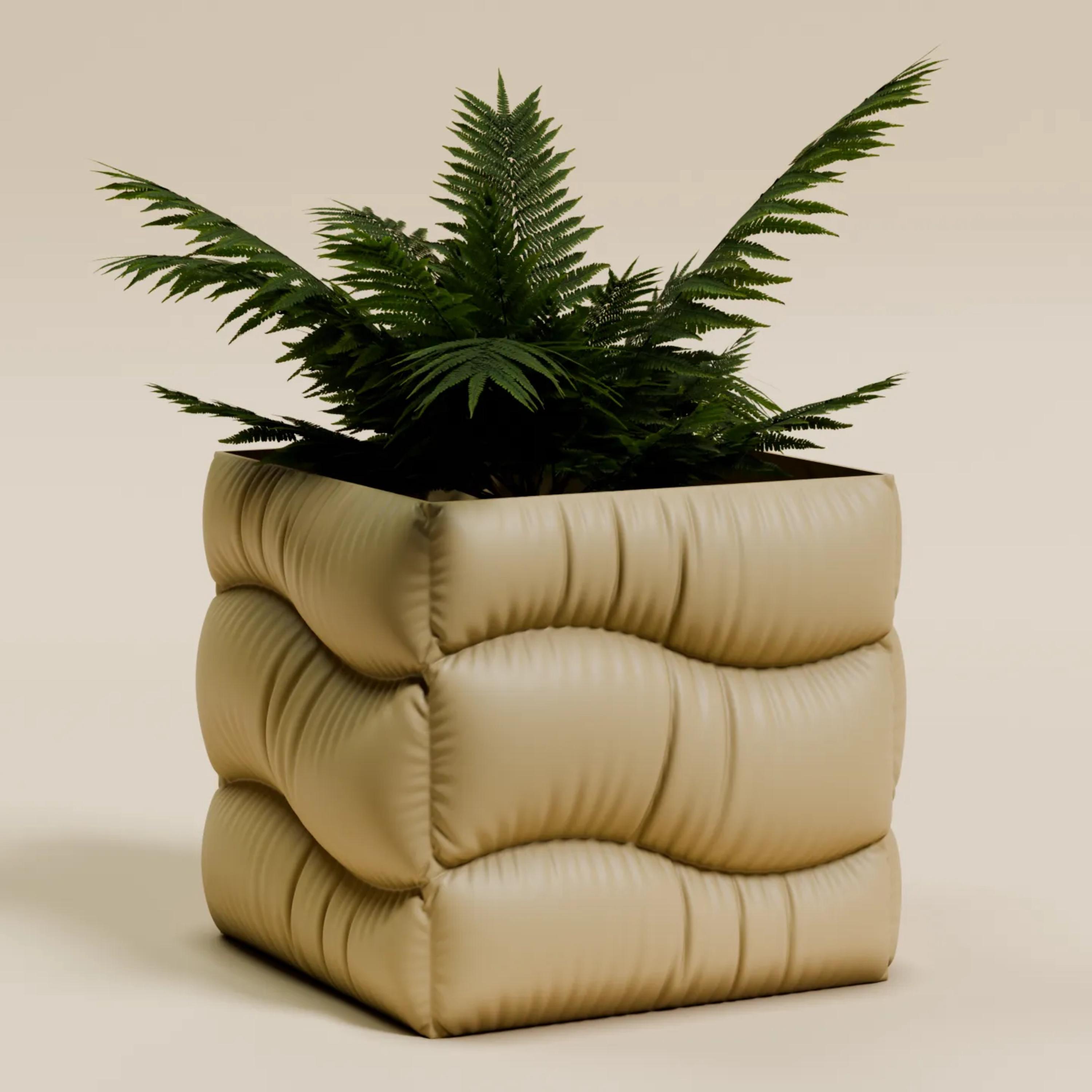 Planter | Modern Wavy Cloth-textured Planter | Durable Indoor/outdoor ...