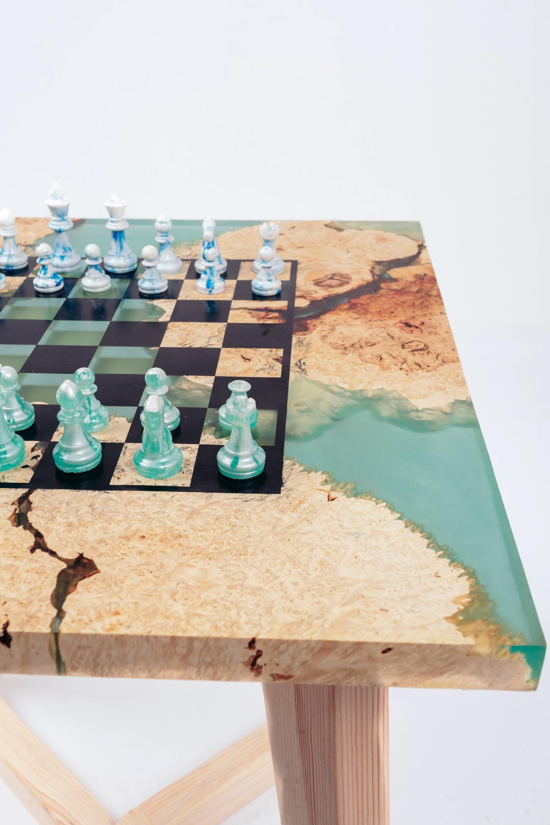 Handmade Chess Table, Burl Maple Chess Table, Luxury Epoxy Resin Chess ...