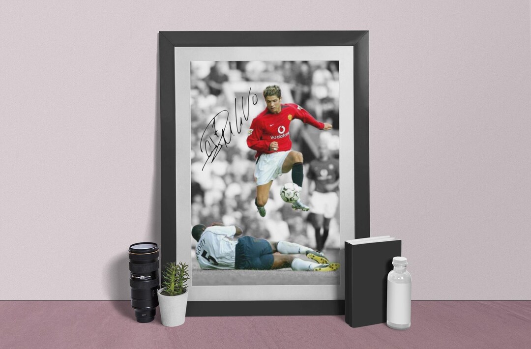 Cristiano Ronaldo Signature Football/soccer Poster 2003 Manchester ...