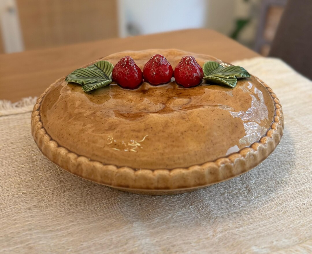 Vintage Country Strawberry Ceramic Pie Keeper Retro Pie Dish - Etsy