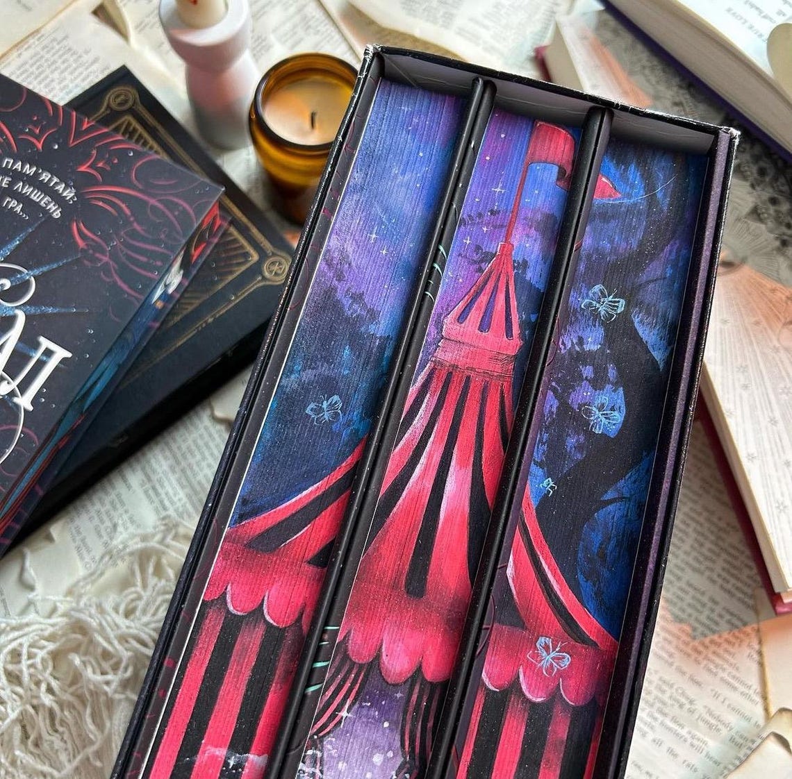 Custom Caraval Trilogy Set With Hand-painted Edges - Etsy