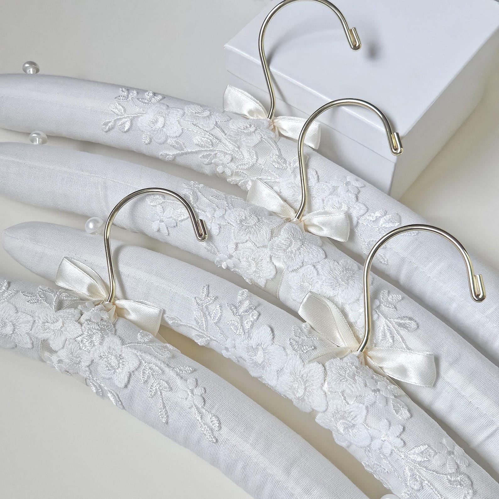 Wedding Dress Hanger: Padded Bridal Gown Keepsake, Wedding Gown Hanger ...