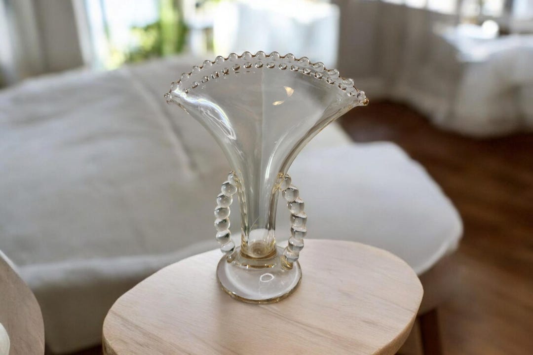 Vintage Imperial Candlewick Clear Glass With an Amber Hue Fan Vase With ...