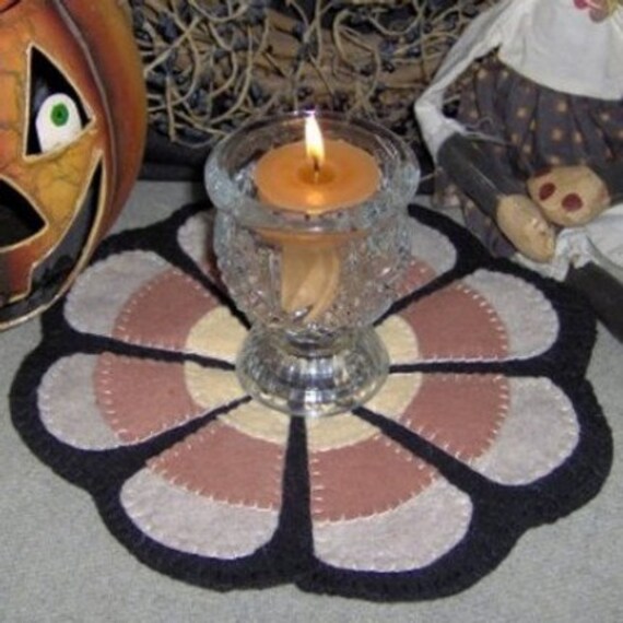 Items similar to Candy Corn Candle Mat, Penny Rug, Wool Felt, Applique ...