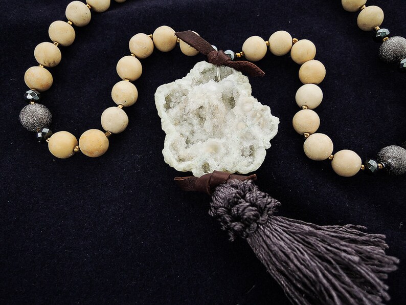 Sparkly White Geode Tasssel Pendant Necklace Riverstone - Etsy