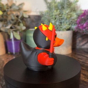 Dark Warrior Duck | 3D Printed Sith-inspired Duck | Horned Red & Black ...