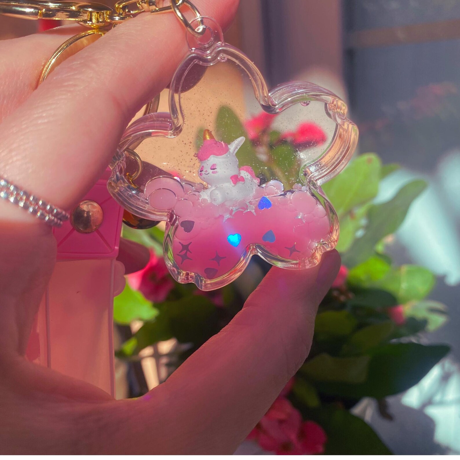 Cute Floating Unicorn Keychains, Resin Shaker Charm Acrylic Keychain ...