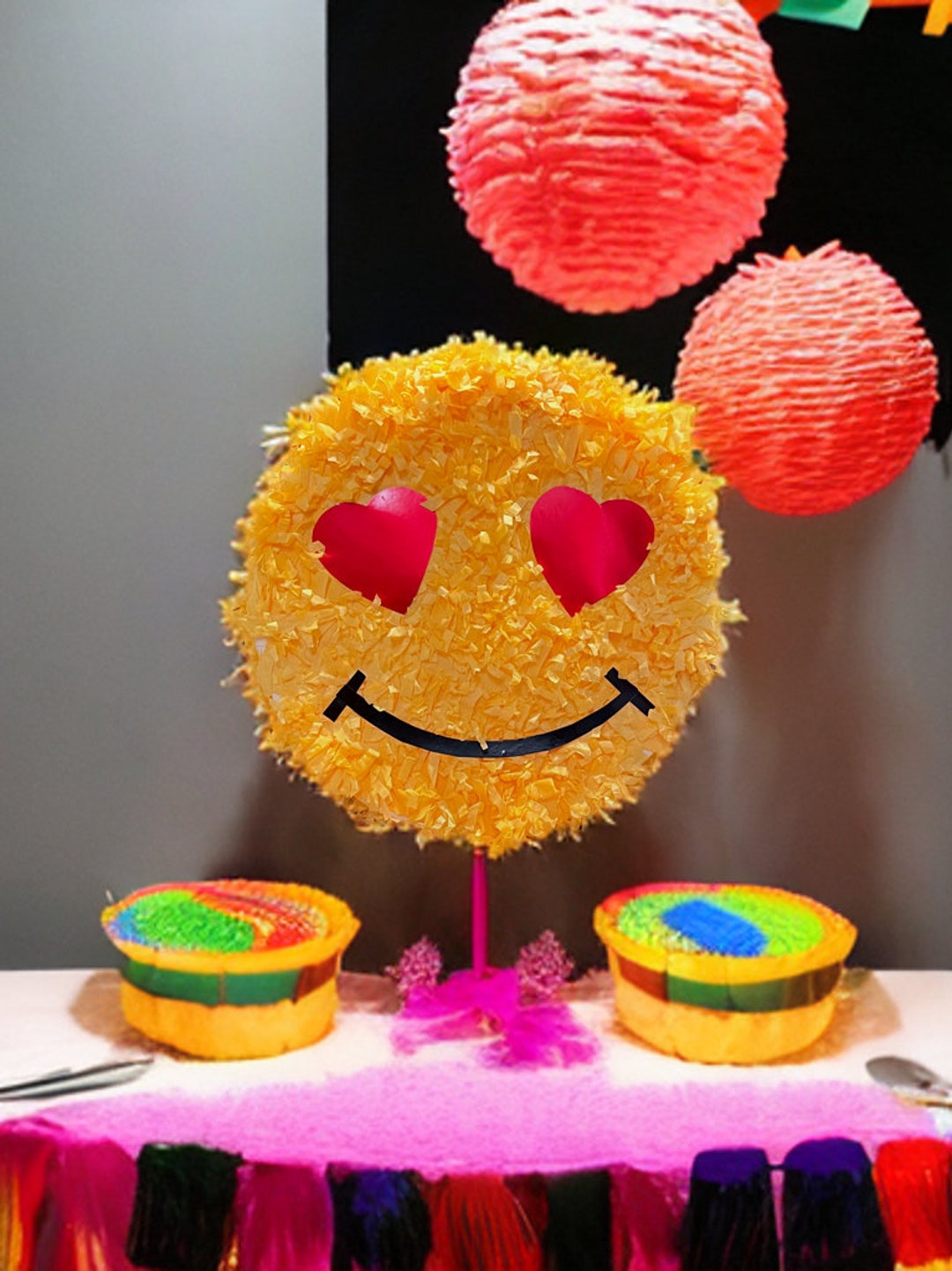 Smile Piñata - Yellow Pinata - Emoji Piñata - Etsy
