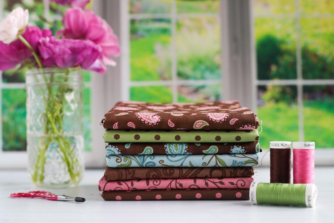 Fat Quarters-daydreams by Deb Strain - Etsy