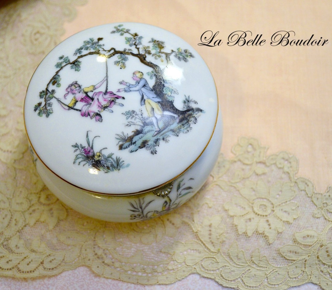 Victorian Lovers Jewelry Casket ~ Vintage Romantic Couples Hand Painted ...