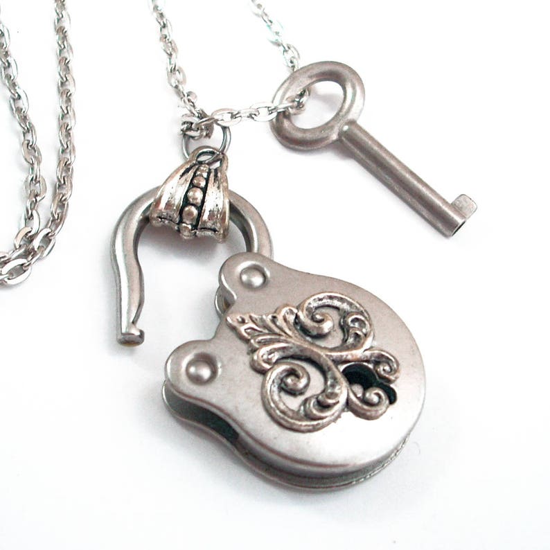 Victorian Style Working Padlock Lock Pendant | Etsy