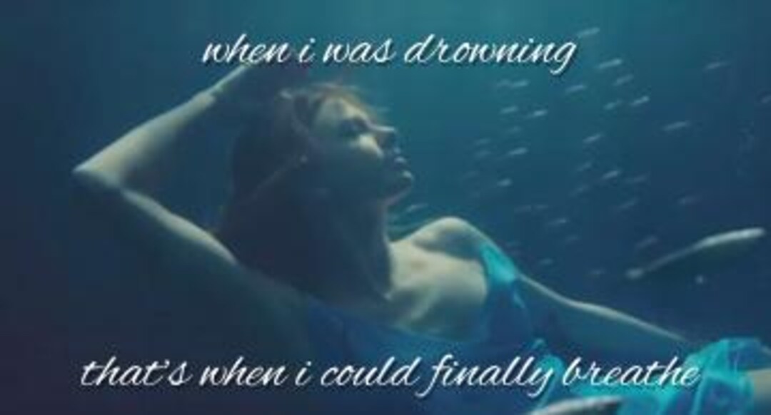 Taylor Swift Clean when I Was Drowning, That's When I Could Finally ...