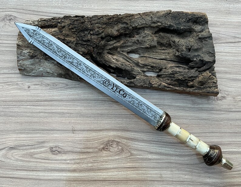 Hand Forged, Custom High Carbon Steel Sword 30 Inches, Gladius Sword ...