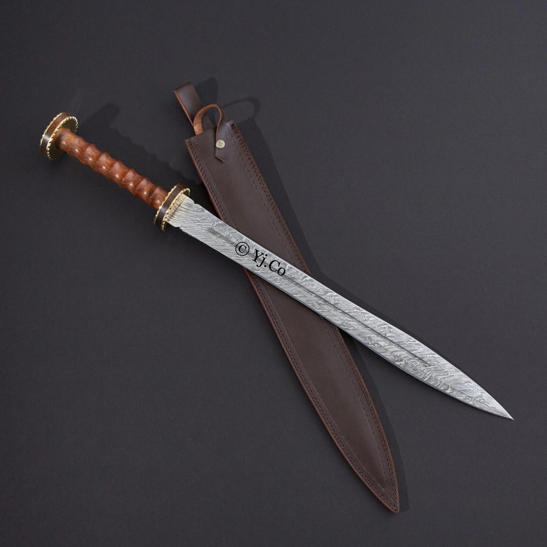 Hand Forged, Custom Damascus Steel Sword 32 Inches, Gladius Swords ...