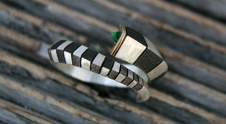 Cleopatra Snake Ring With Flush Set Emerald in 18K Gold and Silver - Etsy
