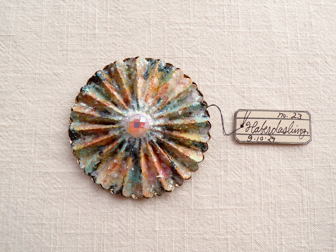 Cream Sky Blue Pink Rose Gold Black Iridescent Glittered Vintage Style ...