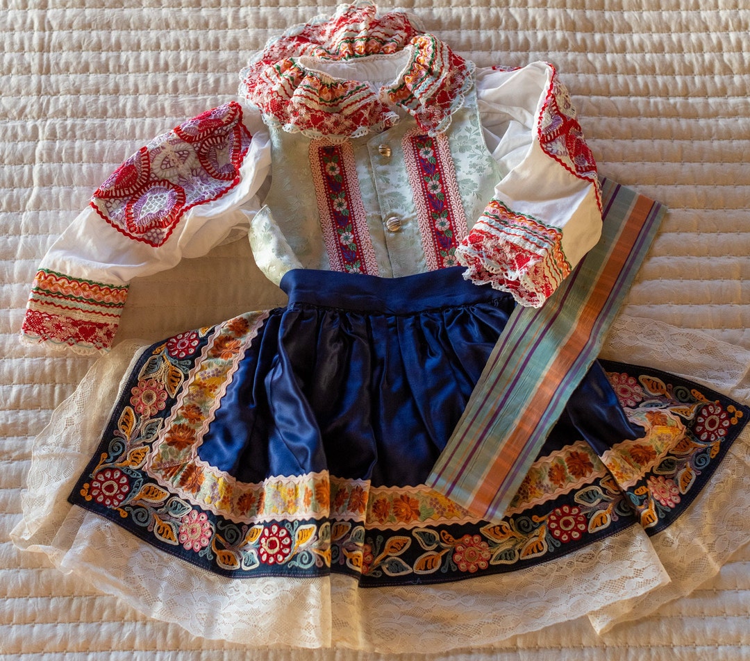 Complete Child’s Festive Kroj/folk Dress From Krakovany, Slovakia - Etsy